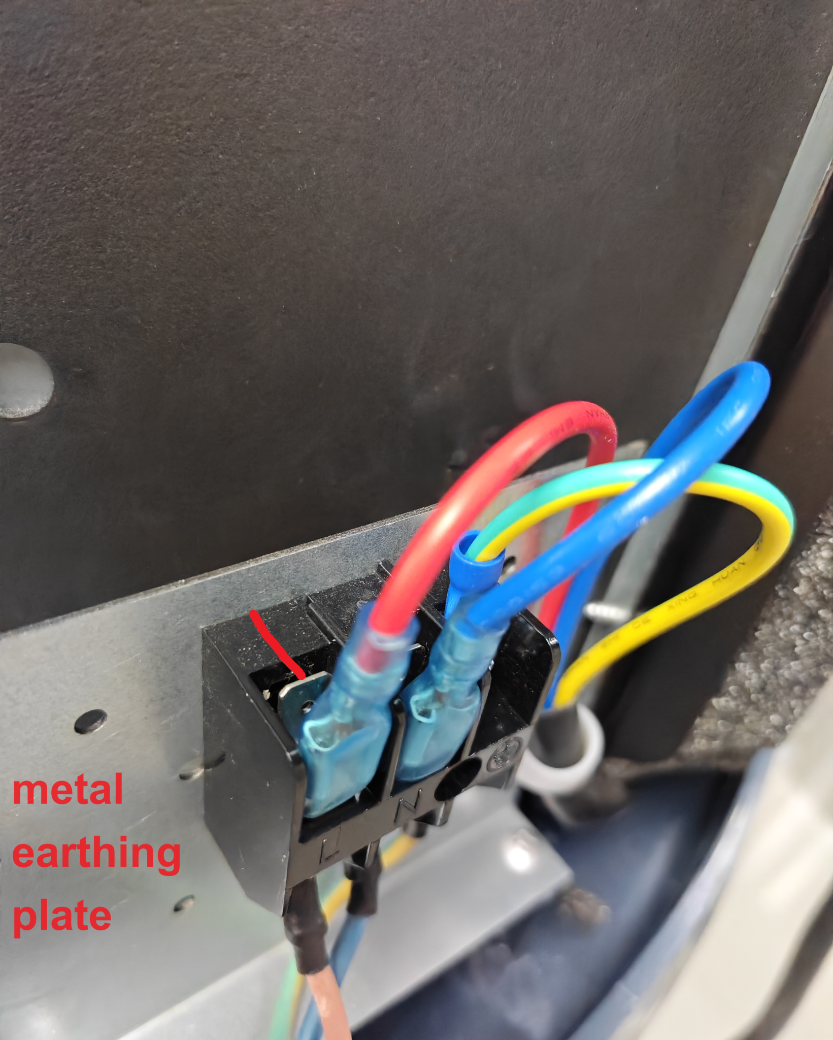 第 3 項 – 「クラス I アプライアンス」の定義の理解方法 – IEC 60335-1 Interpretation